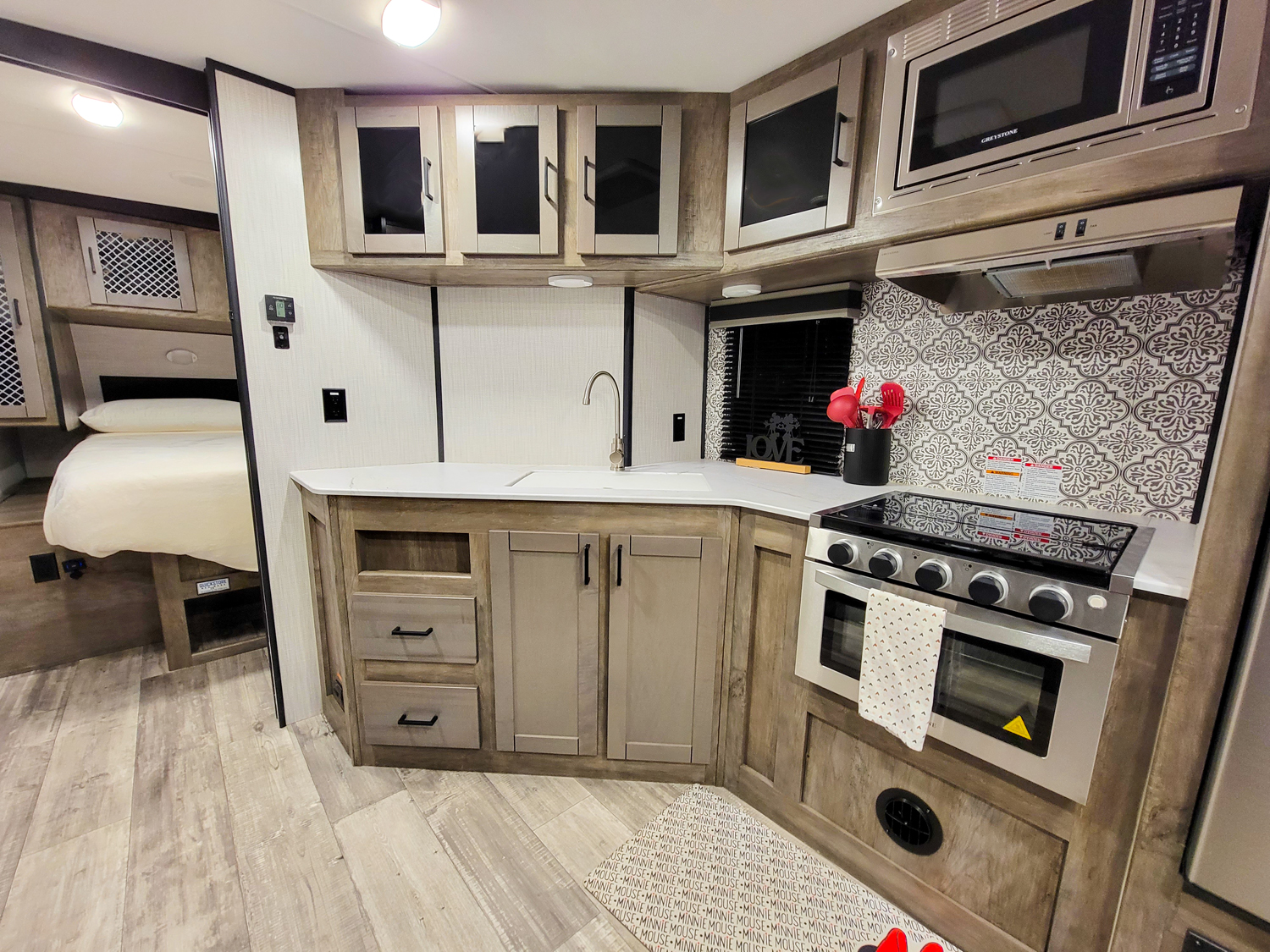 7 Effective RV Tips for Beginners - With a Splash of Color